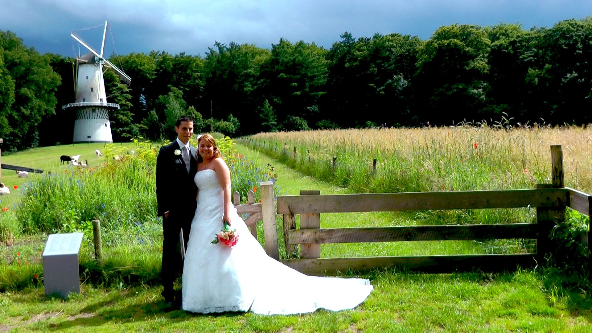 Filmen bruiloft - Jeffrey haalt Dion met een limousine op